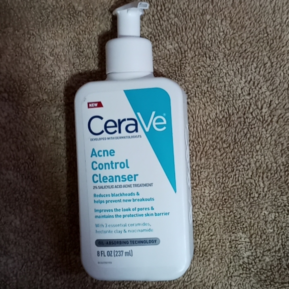 CeraVe | Skincare | Cerave Acne Cleanser | Poshmark